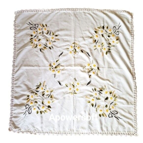 Kitchen | Vintage Embroidered Table Topper | Poshmark